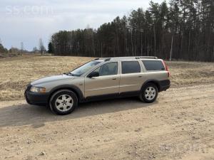 Brown Volvo XC70 2004 in Valmiera, with an engine capacity of 2.40 L and mileage of 400 thousand km for 2700 €, photo  on AUTOMOTO.COM.LV