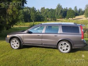 Brown Volvo XC70 2004 in Kuldiga, with an engine capacity of 2.40 L and mileage of 290 thousand km for 4700 €, photo 3 on AUTOMOTO.COM.LV