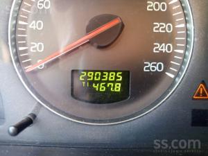 Brown Volvo XC70 2004 in Kuldiga, with an engine capacity of 2.40 L and mileage of 290 thousand km for 4700 €, photo 8 on AUTOMOTO.COM.LV