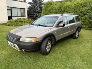 Brūns Volvo XC70 2004 Rīga, ar dzinēja tilpumu 2.40 L un nobraukumu 342 tūkst. km par 4100 €, foto 12 vietnē AUTOMOTO.COM.LV