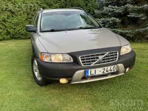 Brūns Volvo XC70 2004 Rīga, ar dzinēja tilpumu 2.40 L un nobraukumu 342 tūkst. km par 4100 €, foto 13 vietnē AUTOMOTO.COM.LV