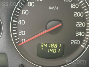 Brūns Volvo XC70 2004 Rīga, ar dzinēja tilpumu 2.40 L un nobraukumu 342 tūkst. km par 4100 €, foto 17 vietnē AUTOMOTO.COM.LV