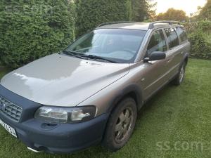 Brown Volvo XC70 2004 in Valmiera, with an engine capacity of 2.40 L and mileage of 543 thousand km for 2500 €, photo  on AUTOMOTO.COM.LV