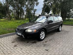 Коричневый Вольво ХС70 2004 в Рига, объемом двигателя 2.50 л и пробегом 297 тыс. км за 3200 €, фото  на AUTOMOTO.COM.LV