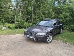 Brūns Volvo XC70 2005 Rīga, ar dzinēja tilpumu 2.40 L un nobraukumu 421 tūkst. km par 3450 €, foto 1 vietnē AUTOMOTO.COM.LV