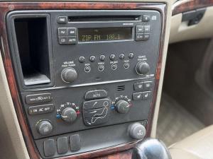 Brūns Volvo XC70 2005 Viļņa, ar dzinēja tilpumu 2.52 L un nobraukumu 216 tūkst. km par 1250 €, foto 8 vietnē AUTOMOTO.COM.LV