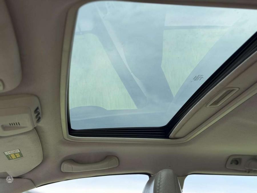 Brūns Volvo XC70 2005 Viļņa, ar dzinēja tilpumu 2.52 L un nobraukumu 216 tūkst. km par 1250 €, foto 10 vietnē AUTOMOTO.COM.LV