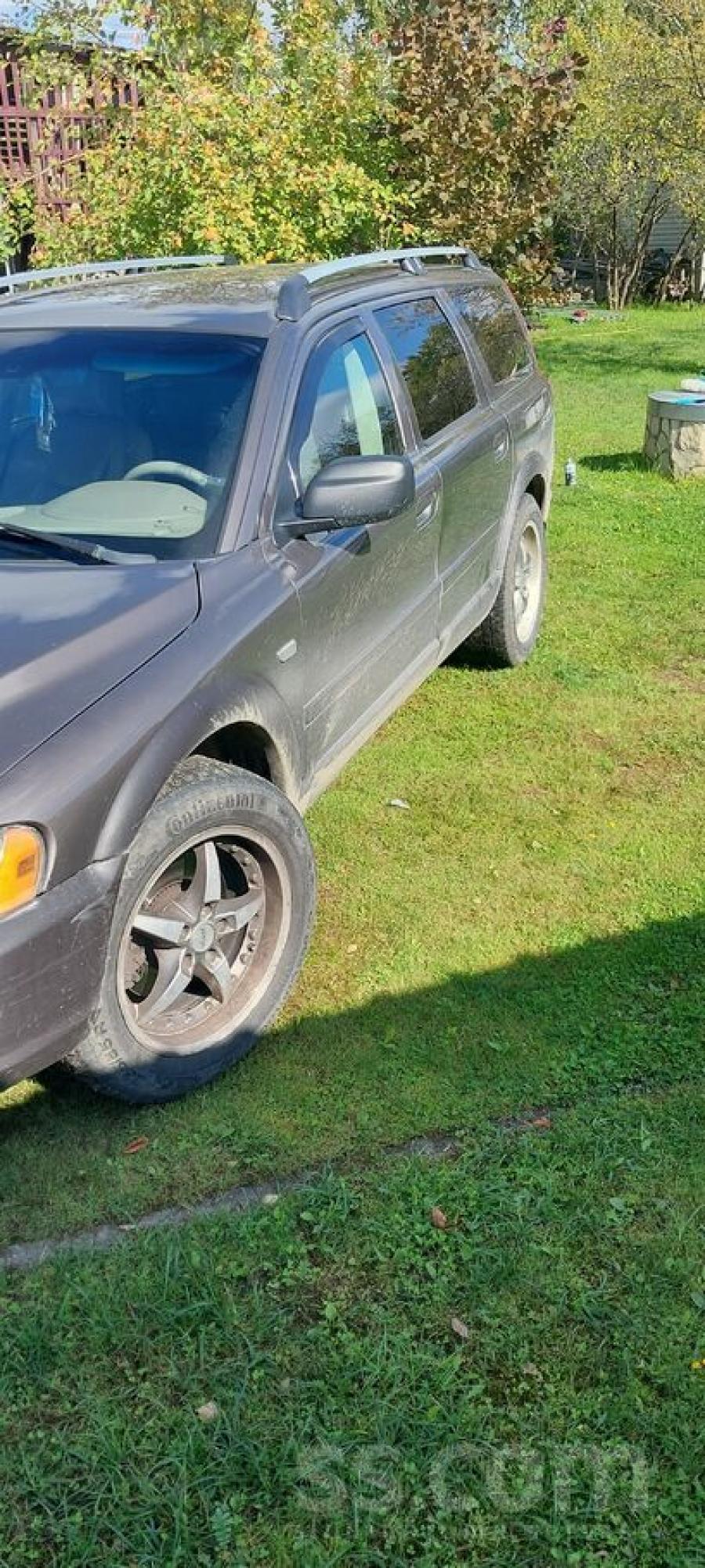 Brūns Volvo XC70 2005 Aizkraukle, ar dzinēja tilpumu 2.40 L un nobraukumu 361 tūkst. km par 2750 €, foto 4 vietnē AUTOMOTO.COM.LV
