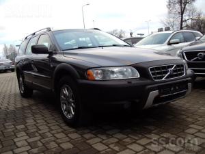 Brown Volvo XC70 2006 in Riga, with an engine capacity of 2.40 L and mileage of 214 thousand km for 6900 €, photo 2 on AUTOMOTO.COM.LV