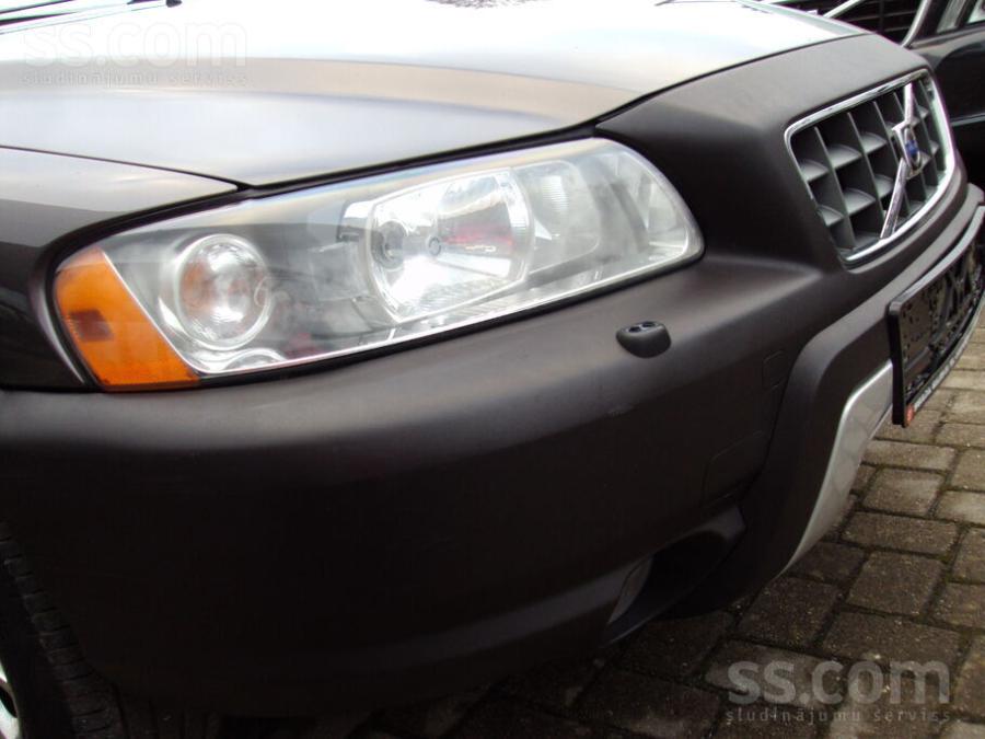 Brown Volvo XC70 2006 in Riga, with an engine capacity of 2.40 L and mileage of 214 thousand km for 6900 €, photo 15 on AUTOMOTO.COM.LV