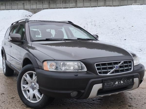 Brown Volvo XC70 2006 in Vilnius, with an engine capacity of 2.40 L and mileage of 316 thousand km for 5250 €, photo 5 on AUTOMOTO.COM.LV
