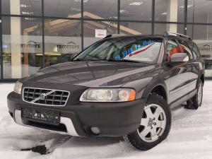 Brūns Volvo XC70 2006 Viļņa, ar dzinēja tilpumu 2.40 L un nobraukumu 317 tūkst. km par 4950 €, foto 2 vietnē AUTOMOTO.COM.LV