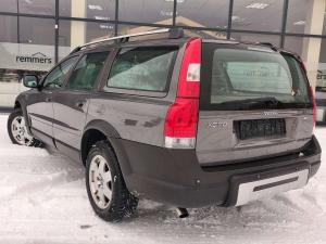 Brown Volvo XC70 2006 in Vilnius, with an engine capacity of 2.40 L and mileage of 317 thousand km for 5250 €, photo 21 on AUTOMOTO.COM.LV