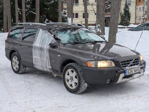 Brown Volvo XC70 2006 in Tallinn, with an engine capacity of 0.00 L and mileage of 303 thousand km for 1390 €, photo 3 on AUTOMOTO.COM.LV