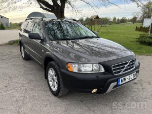 Brūns Volvo XC70 2006 Rēzekne, ar dzinēja tilpumu 2.40 L un nobraukumu 350 tūkst. km par 3750 €, foto 4 vietnē AUTOMOTO.COM.LV