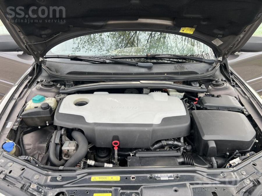 Brūns Volvo XC70 2006 Rēzekne, ar dzinēja tilpumu 2.40 L un nobraukumu 350 tūkst. km par 3750 €, foto 14 vietnē AUTOMOTO.COM.LV