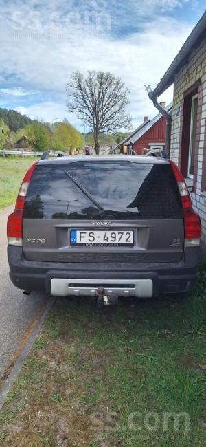 Brūns Volvo XC70 2006 Krāslava, ar dzinēja tilpumu 2.40 L un nobraukumu 326 tūkst. km par 2300 €, foto 5 vietnē AUTOMOTO.COM.LV
