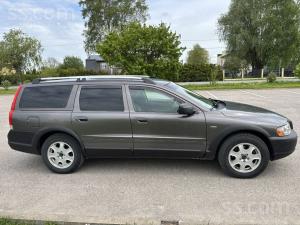 Brown Volvo XC70 2006 in Bauska, with an engine capacity of 2.50 L and mileage of 472 thousand km for 2200 €, photo 12 on AUTOMOTO.COM.LV