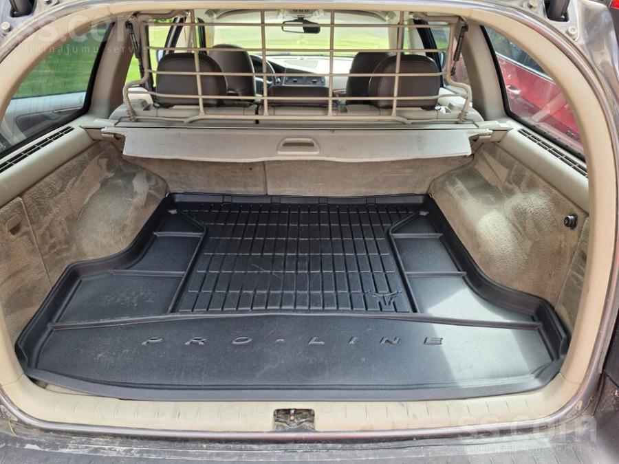 Brown Volvo XC70 2006 in Jurmala, with an engine capacity of 2.40 L and mileage of 320 thousand km for 3000 €, photo 10 on AUTOMOTO.COM.LV