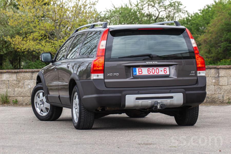 Brūns Volvo XC70 2007 Tukums, ar dzinēja tilpumu 2.40 L un nobraukumu 347 tūkst. km par 5390 €, foto 6 vietnē AUTOMOTO.COM.LV