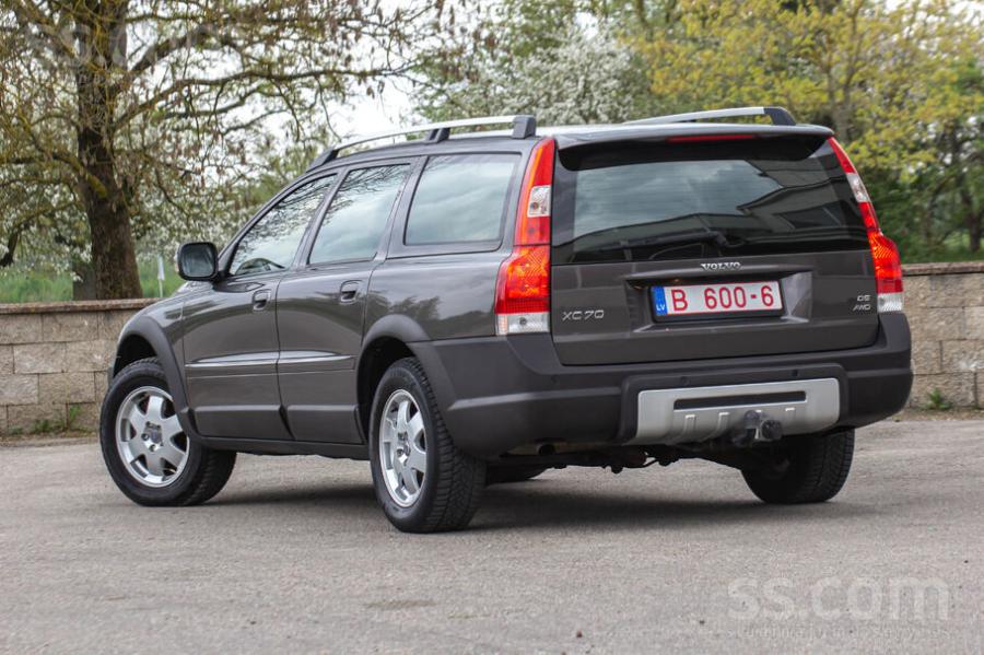 Brūns Volvo XC70 2007 Tukums, ar dzinēja tilpumu 2.40 L un nobraukumu 347 tūkst. km par 5390 €, foto 7 vietnē AUTOMOTO.COM.LV