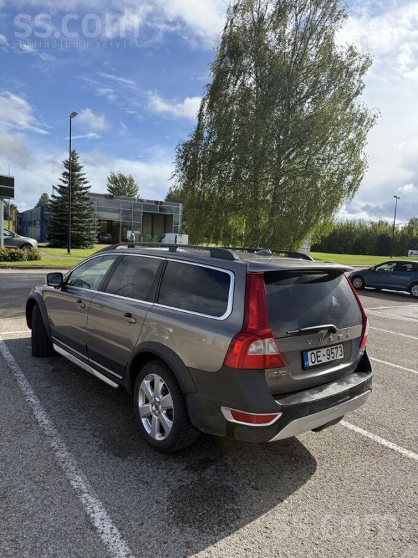 Brūns Volvo XC70 2007 Talsi, ar dzinēja tilpumu 2.40 L un nobraukumu 328 tūkst. km par 5000 €, foto 4 vietnē AUTOMOTO.COM.LV