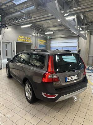 Brown Volvo XC70 2007 in Vilnius, with an engine capacity of 2.40 L and mileage of 283 thousand km for 5700 €, photo 16 on AUTOMOTO.COM.LV