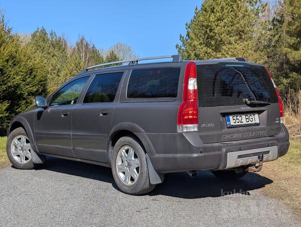 Brown Volvo XC70 2007 in Tallinn, with an engine capacity of 0.00 L and mileage of 152 thousand km for 6250 €, photo 4 on AUTOMOTO.COM.LV