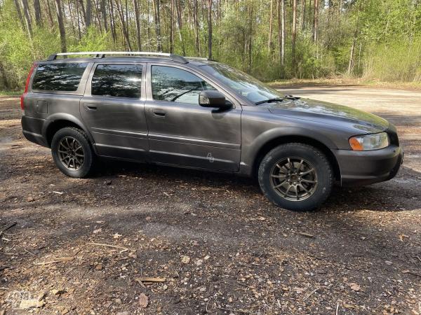 Brūns Volvo XC70 2007 Ukmergė, ar dzinēja tilpumu 2.40 L un nobraukumu 320 tūkst. km par 4000 €, foto 2 vietnē AUTOMOTO.COM.LV