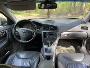 Brown Volvo XC70 2007 in Ukmerge, with an engine capacity of 2.40 L and mileage of 320 thousand km for 4000 €, photo 9 on AUTOMOTO.COM.LV