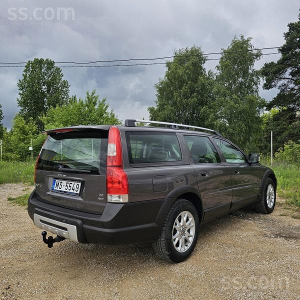 Brūns Volvo XC70 2007 Rīga, ar dzinēja tilpumu 2.40 L un nobraukumu 343 tūkst. km par 4350 €, foto 4 vietnē AUTOMOTO.COM.LV