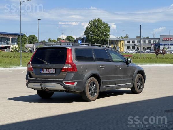Brown Volvo XC70 2007 in Rezekne, with an engine capacity of 2.40 L and mileage of 408 thousand km for 4700 €, photo 4 on AUTOMOTO.COM.LV