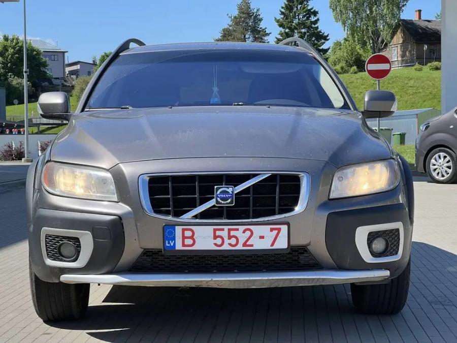 Brūns Volvo XC70 2007 Rēzekne, ar dzinēja tilpumu 2.40 L un nobraukumu 408 tūkst. km par 4700 €, foto 1 vietnē AUTOMOTO.COM.LV