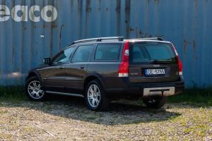Коричневый Вольво ХС70 2007 в Рига, объемом двигателя 2.40 л и пробегом 335 тыс. км за 5995 €, фото 3 на AUTOMOTO.COM.LV