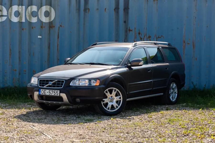 Коричневый Вольво ХС70 2007 в Рига, объемом двигателя 2.40 л и пробегом 335 тыс. км за 5995 €, фото 4 на AUTOMOTO.COM.LV