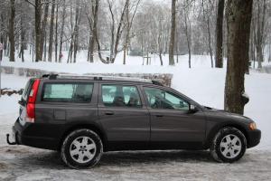 Brūns Volvo XC70 2007 Mārupe, ar dzinēja tilpumu 2.40 L un nobraukumu 350 tūkst. km par 5250 €, foto 5 vietnē AUTOMOTO.COM.LV