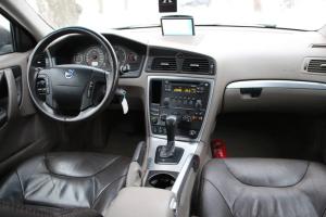 Brūns Volvo XC70 2007 Mārupe, ar dzinēja tilpumu 2.40 L un nobraukumu 350 tūkst. km par 5250 €, foto 12 vietnē AUTOMOTO.COM.LV