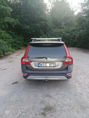 Brown Volvo XC70 2007 in Vilnius, with an engine capacity of 2.40 L and mileage of 405 thousand km for 3900 €, photo 12 on AUTOMOTO.COM.LV