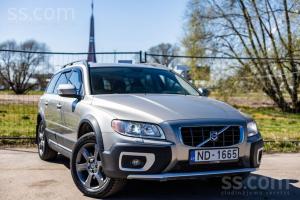 Brown Volvo XC70 2007 in Riga, with an engine capacity of 2.40 L and mileage of 345 thousand km for 5290 €, photo 3 on AUTOMOTO.COM.LV
