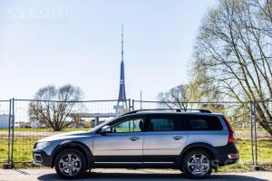 Brown Volvo XC70 2007 in Riga, with an engine capacity of 2.40 L and mileage of 345 thousand km for 5290 €, photo 5 on AUTOMOTO.COM.LV