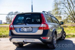 Brown Volvo XC70 2007 in Riga, with an engine capacity of 2.40 L and mileage of 345 thousand km for 5290 €, photo 8 on AUTOMOTO.COM.LV