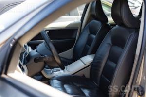Brown Volvo XC70 2007 in Riga, with an engine capacity of 2.40 L and mileage of 345 thousand km for 5290 €, photo 13 on AUTOMOTO.COM.LV