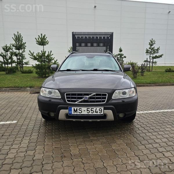 Brūns Volvo XC70 2007 Rīga, ar dzinēja tilpumu 2.40 L un nobraukumu 343 tūkst. km par 4190 €, foto 2 vietnē AUTOMOTO.COM.LV