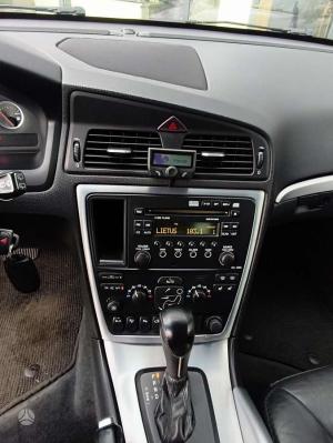 Brown Volvo XC70 2007 in Vilnius, with an engine capacity of 2.40 L and mileage of 279 thousand km for 4750 €, photo 22 on AUTOMOTO.COM.LV