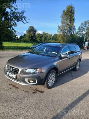 Brūns Volvo XC70 2007 Rīga, ar dzinēja tilpumu 2.40 L un nobraukumu 395 tūkst. km par 3900 €, foto  vietnē AUTOMOTO.COM.LV