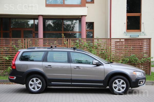 Brūns Volvo XC70 2007 Rīga, ar dzinēja tilpumu 2.40 L un nobraukumu 308 tūkst. km par 7250 €, foto 7 vietnē AUTOMOTO.COM.LV