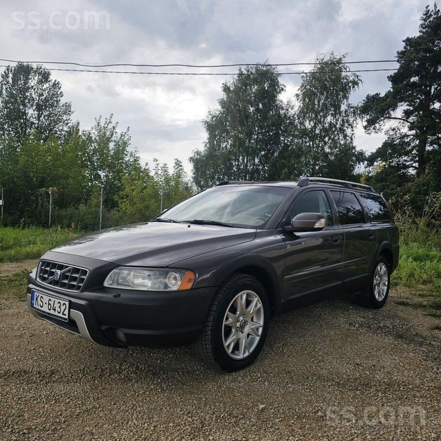 Коричневый Вольво ХС70 2007 в Рига, объемом двигателя 2.40 л и пробегом 390 тыс. км за 3990 €, фото 4 на AUTOMOTO.COM.LV