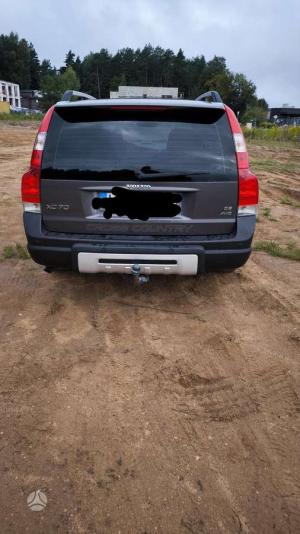 Brūns Volvo XC70 2007 Viļņa, ar dzinēja tilpumu 2.40 L un nobraukumu 323 tūkst. km par 2100 €, foto 5 vietnē AUTOMOTO.COM.LV