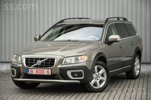 Brown Volvo XC70 2008 in Tukums, with an engine capacity of 2.40 L and mileage of 324 thousand km for 7490 €, photo 1 on AUTOMOTO.COM.LV