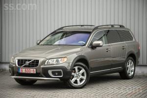 Brown Volvo XC70 2008 in Tukums, with an engine capacity of 2.40 L and mileage of 324 thousand km for 7490 €, photo 2 on AUTOMOTO.COM.LV